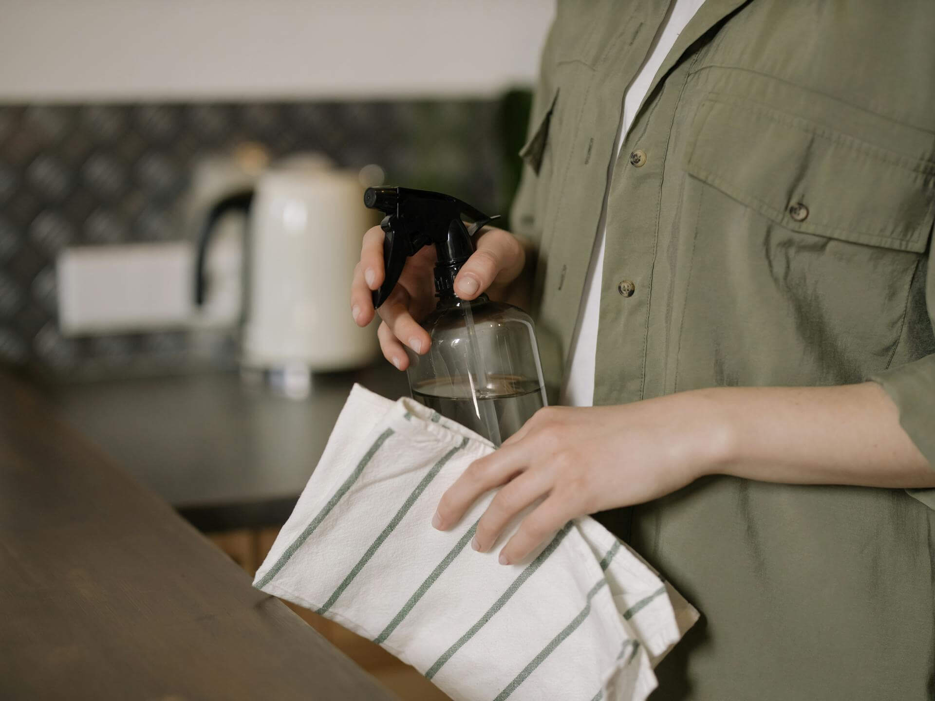 10 Brands Selling Natural & Eco-Friendly Cleaning Products - Green With ...