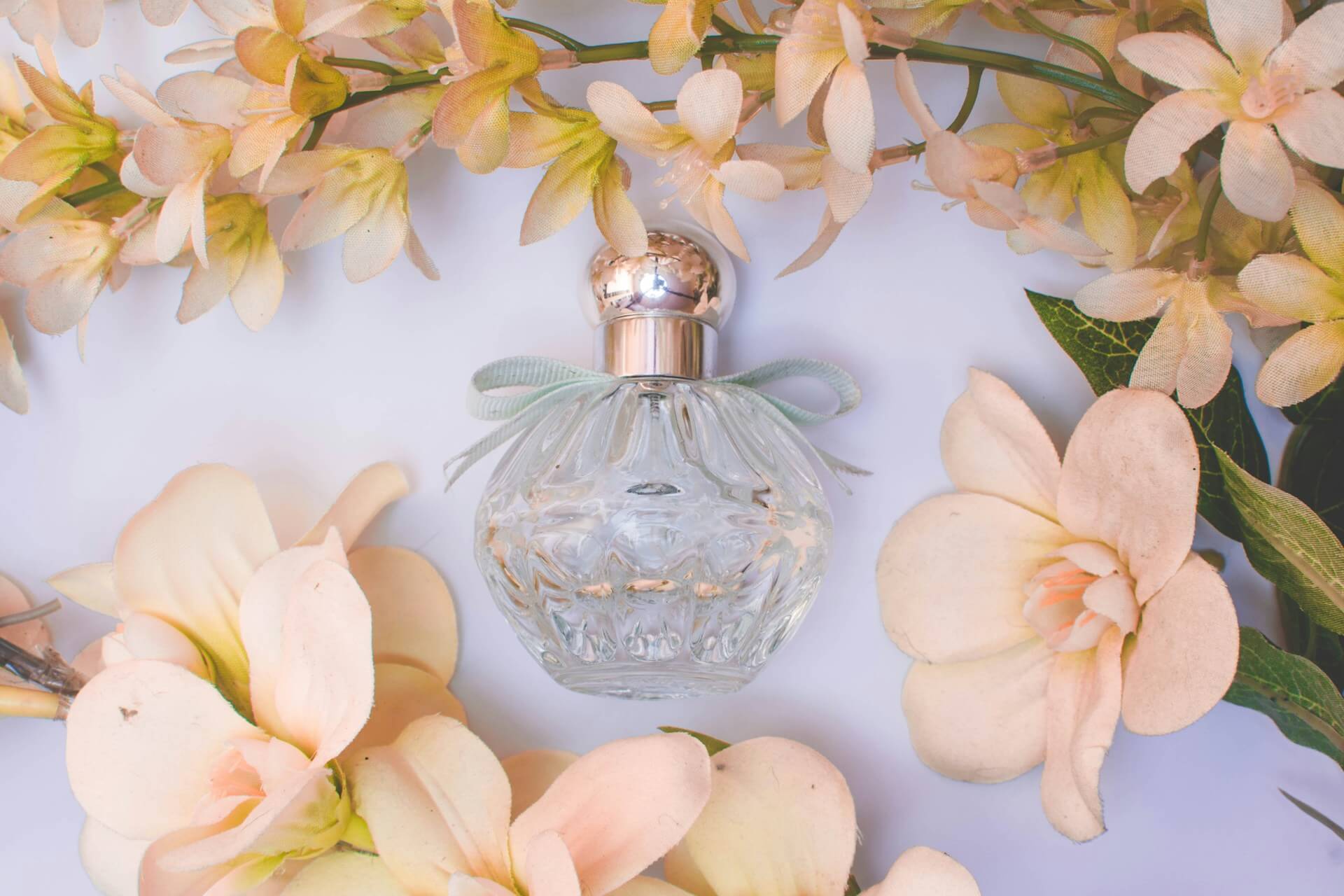 8 Best Non-Toxic, Natural & Clean Perfume Brands You'll Love - Green ...