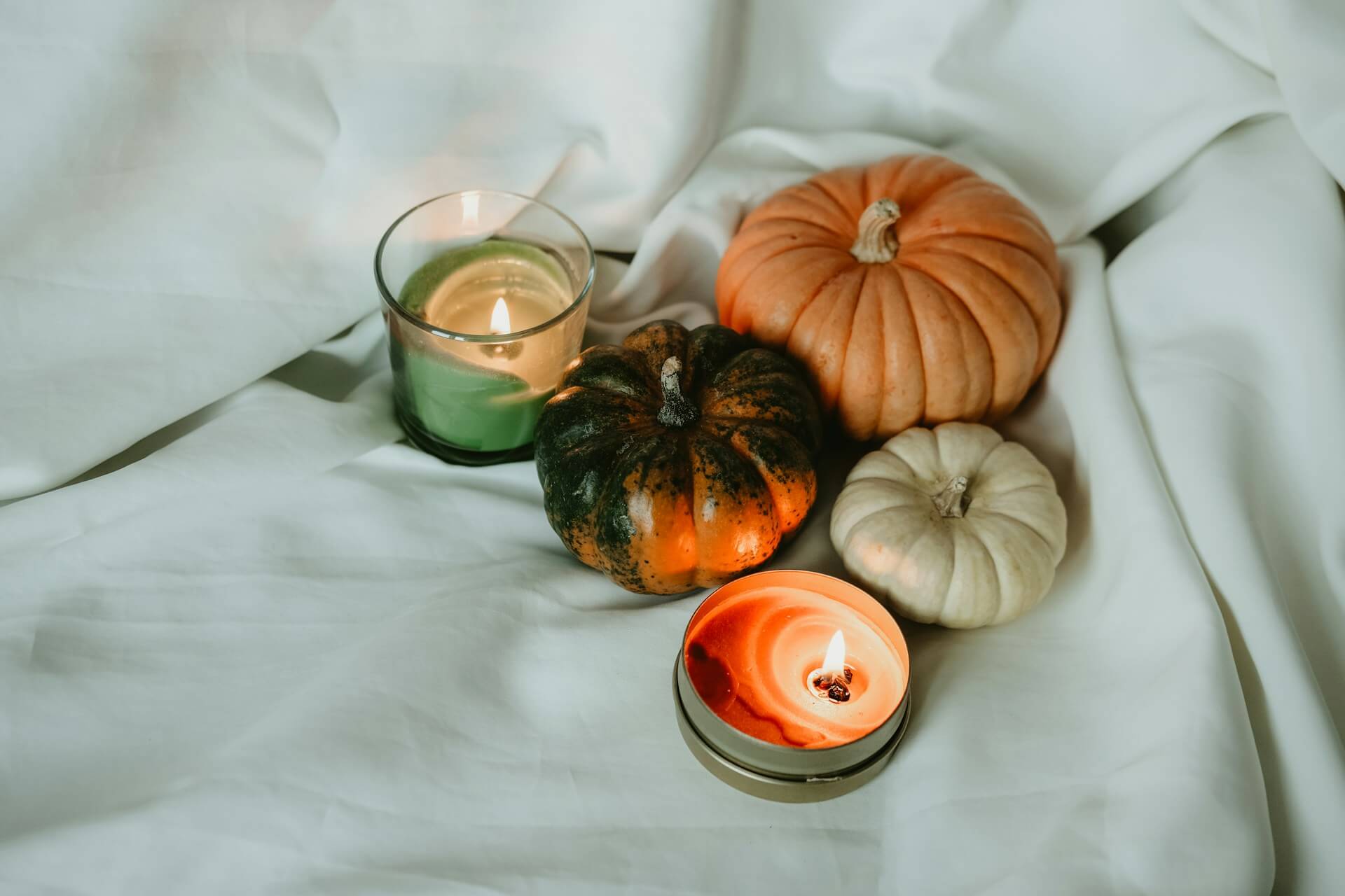 8 Best Non-Toxic Fall Candles For Cozy, Safe Autumn Scents - Green With ...